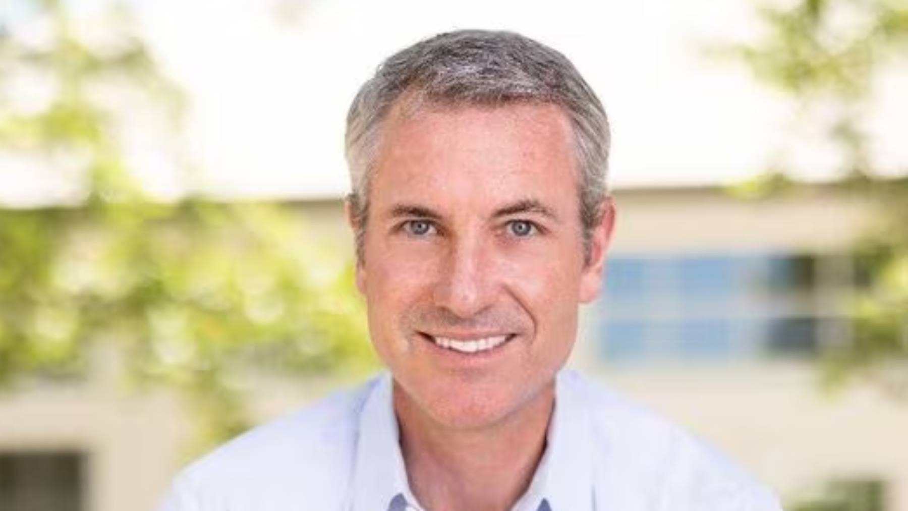 Así era la vida feliz que dinamitó Andy Byron tras su pillada en el concierto de Coldplay