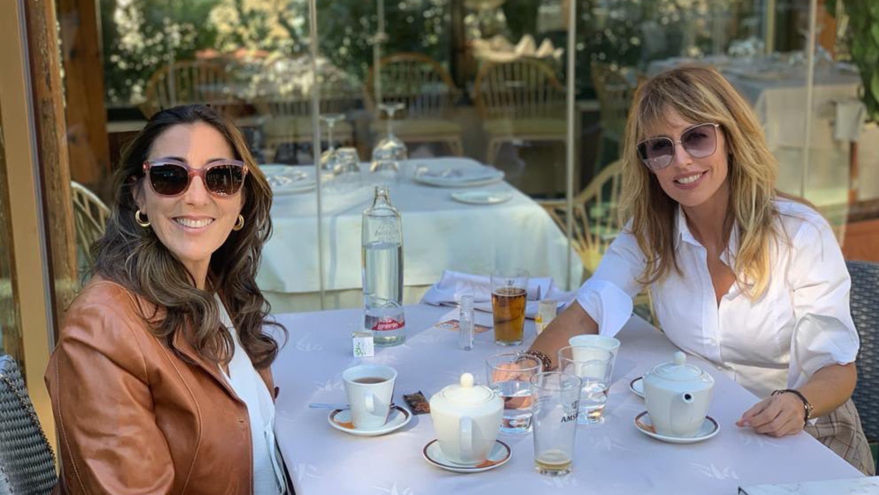 Emma García sorprende a Paz Padilla visitando su nuevo negocio