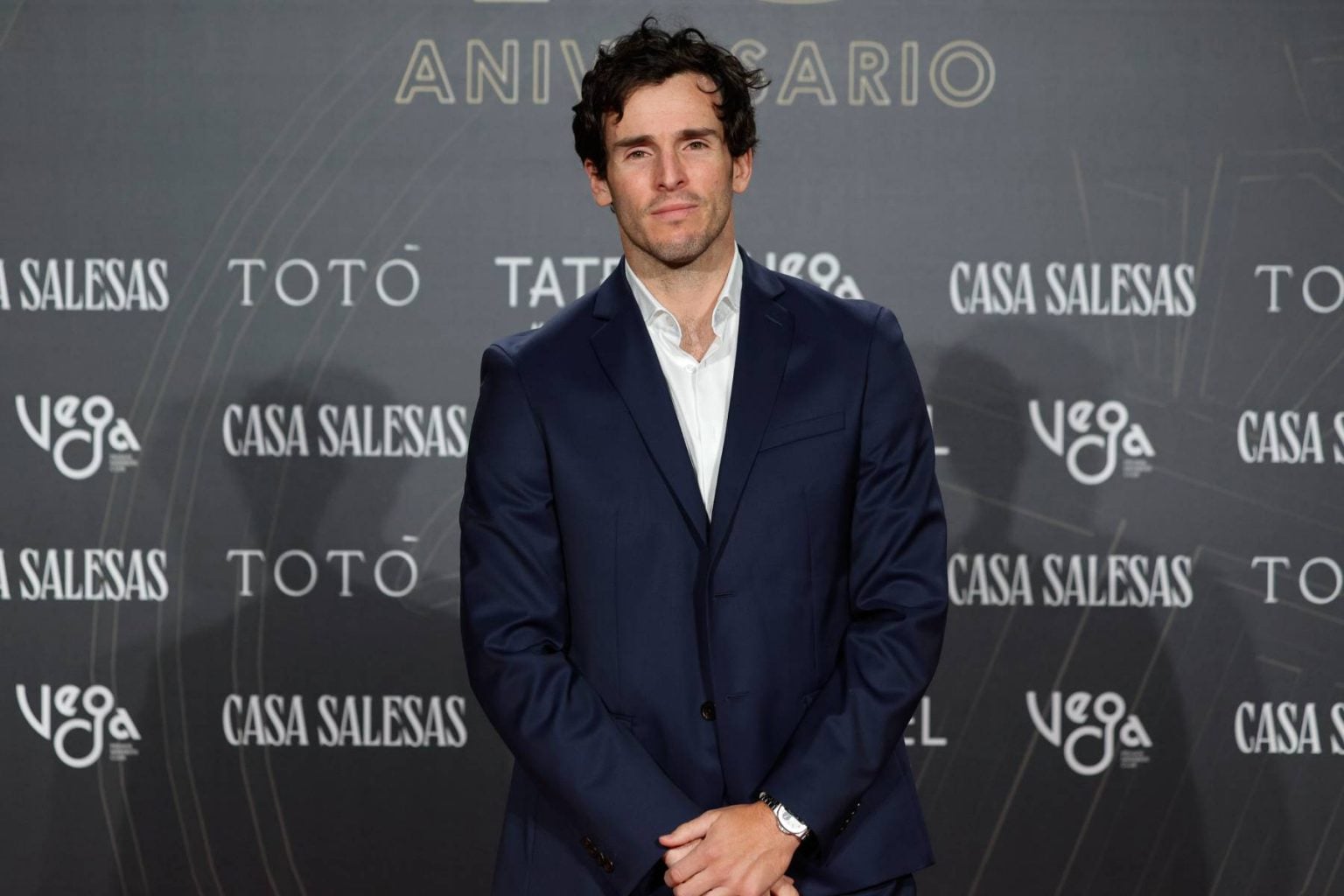 Íñigo Onieva presume de nuevo proyecto y debuta en un photocall como ...