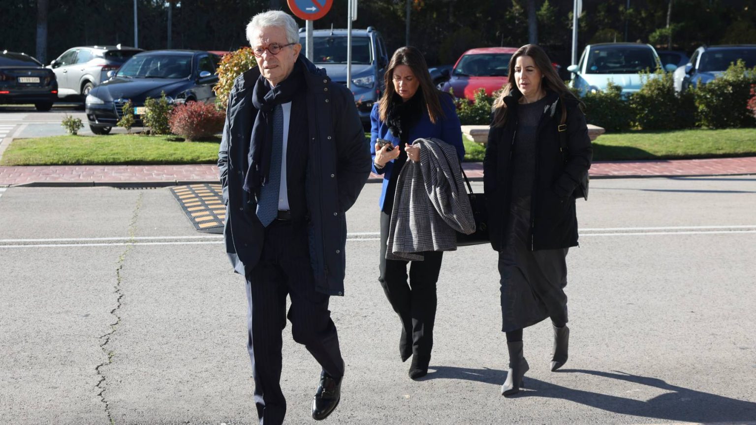 EXCLUSIVA | El mundo de la empresa y los negocios arropa a Juan Palacios en la despedida a su mujer