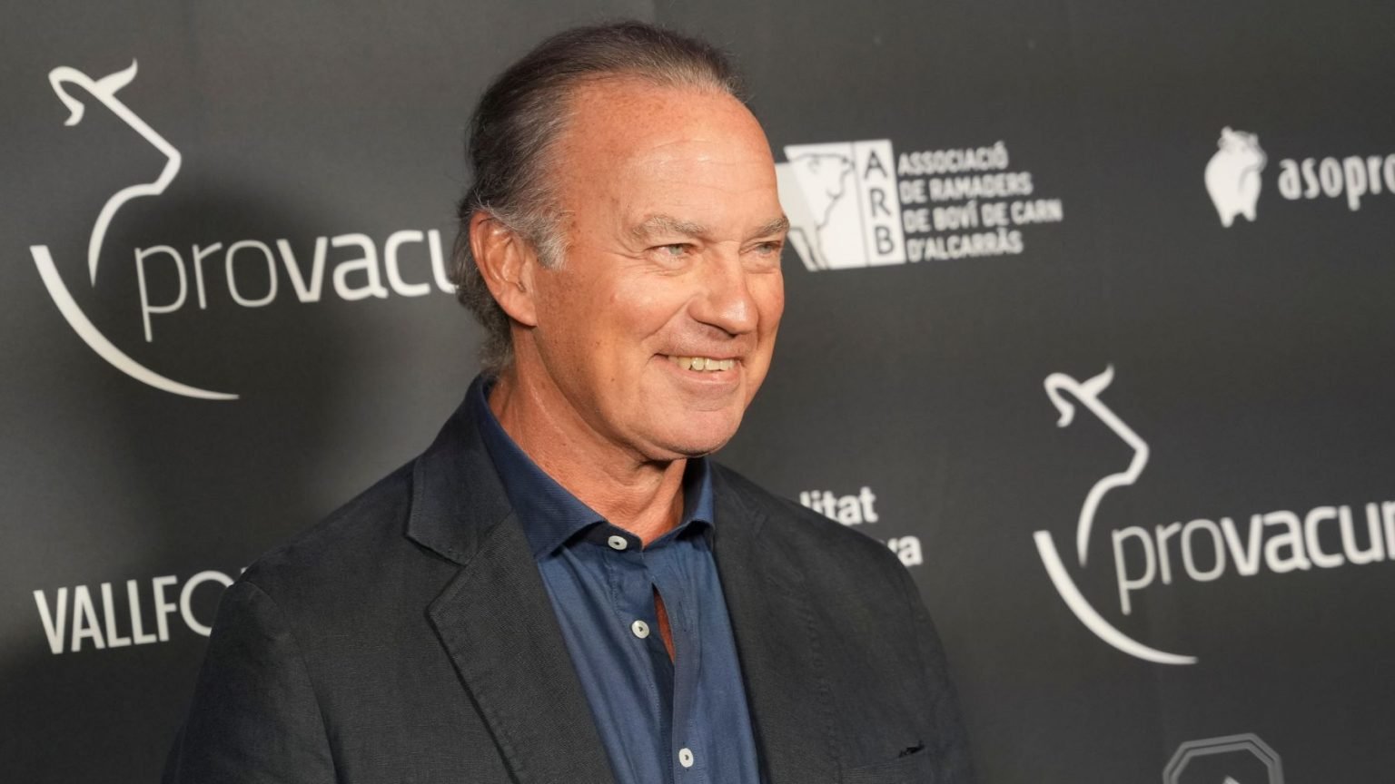 Bertín Osborne: los requisitos para asistir a su caseta VIP en Madrilucía