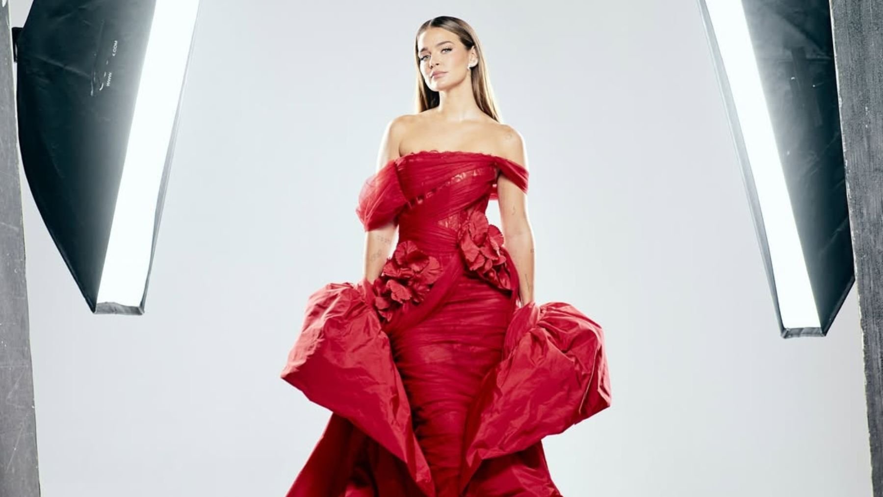 De Laura Escanes, a Sandra Barneda: los otros looks que han brillado ...