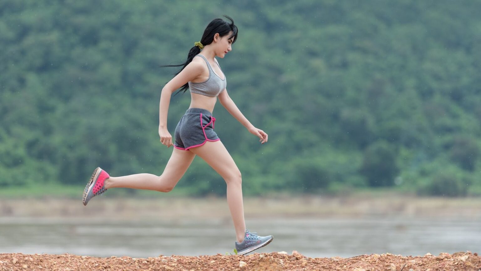 World-class physiotherapist makes viral statement on running injuries ...