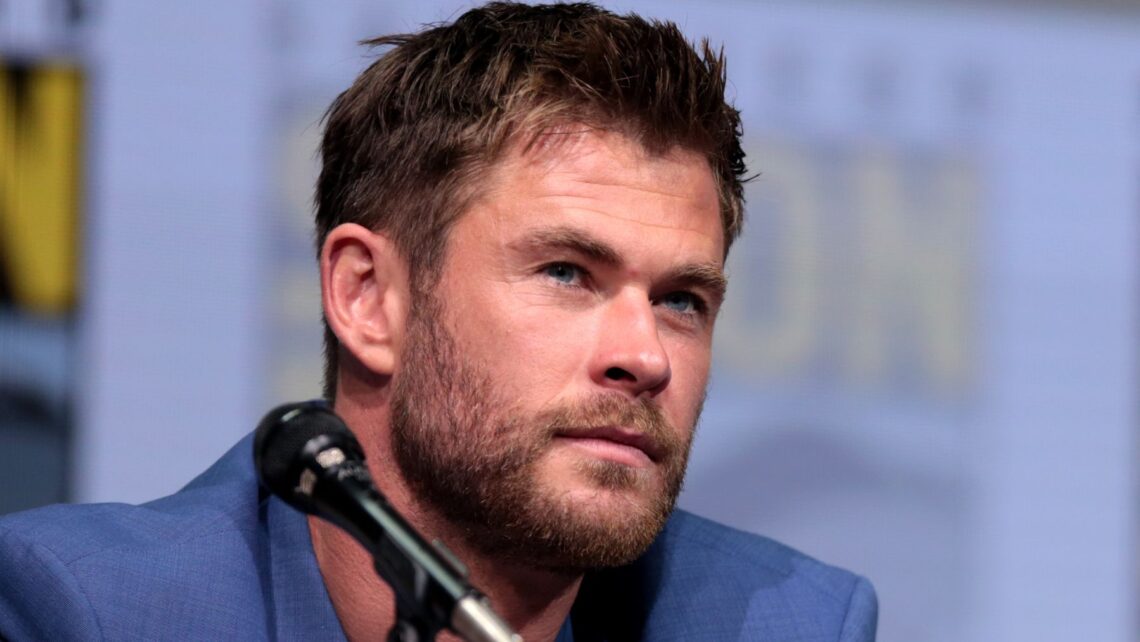 Work out like Chris Hemsworth: His trainer reveals a 5-minute dumbbell ...
