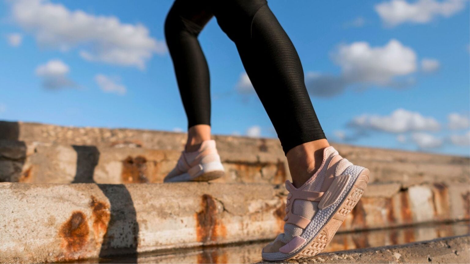 The psychology behind strides: What taking long steps reveals about ...