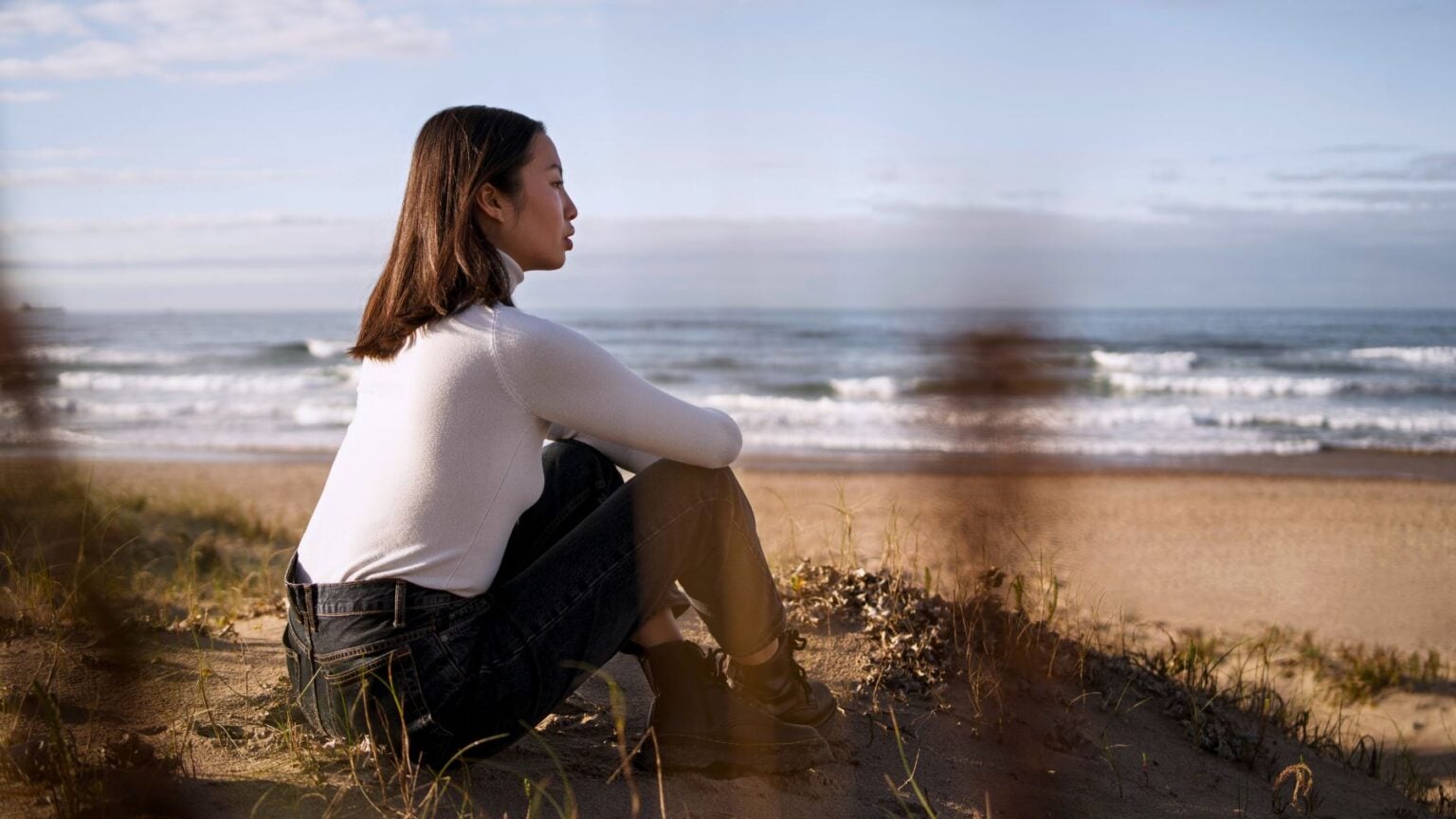 Choosing alone time over socializing may reflect these 6 distinct ...