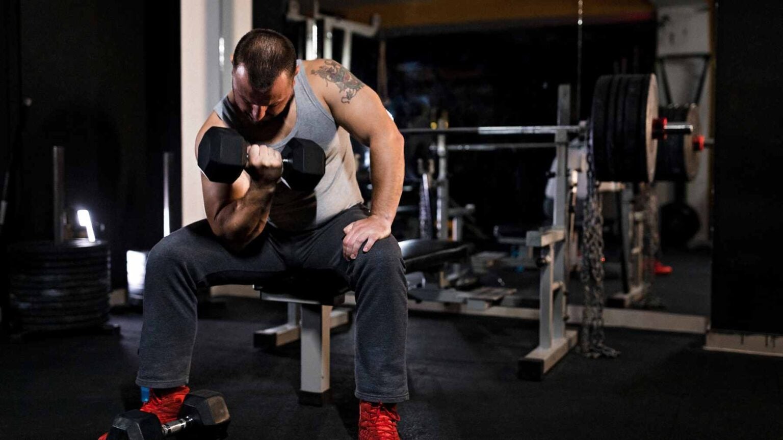 Men over 40 can build full-body strength with a simple dumbbell workout ...