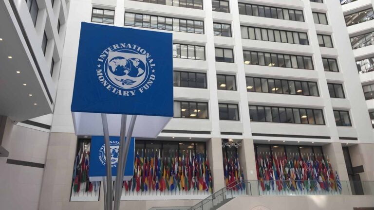 The IMF warns that a prolonged rise in energy prices could fuel ...