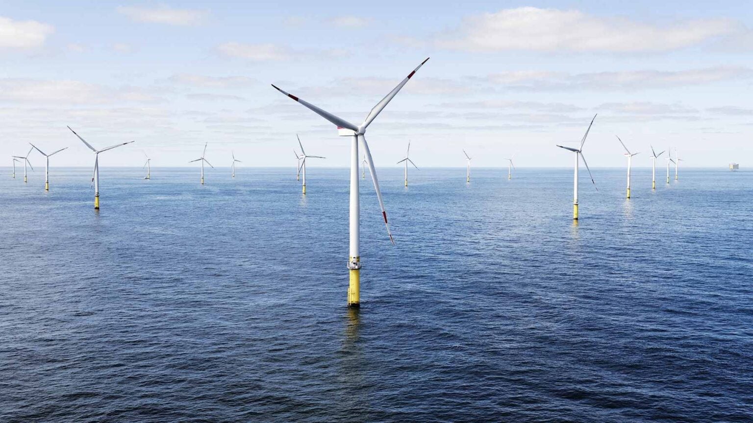 The world’s largest offshore wind farm is taking shape in the North Sea ...
