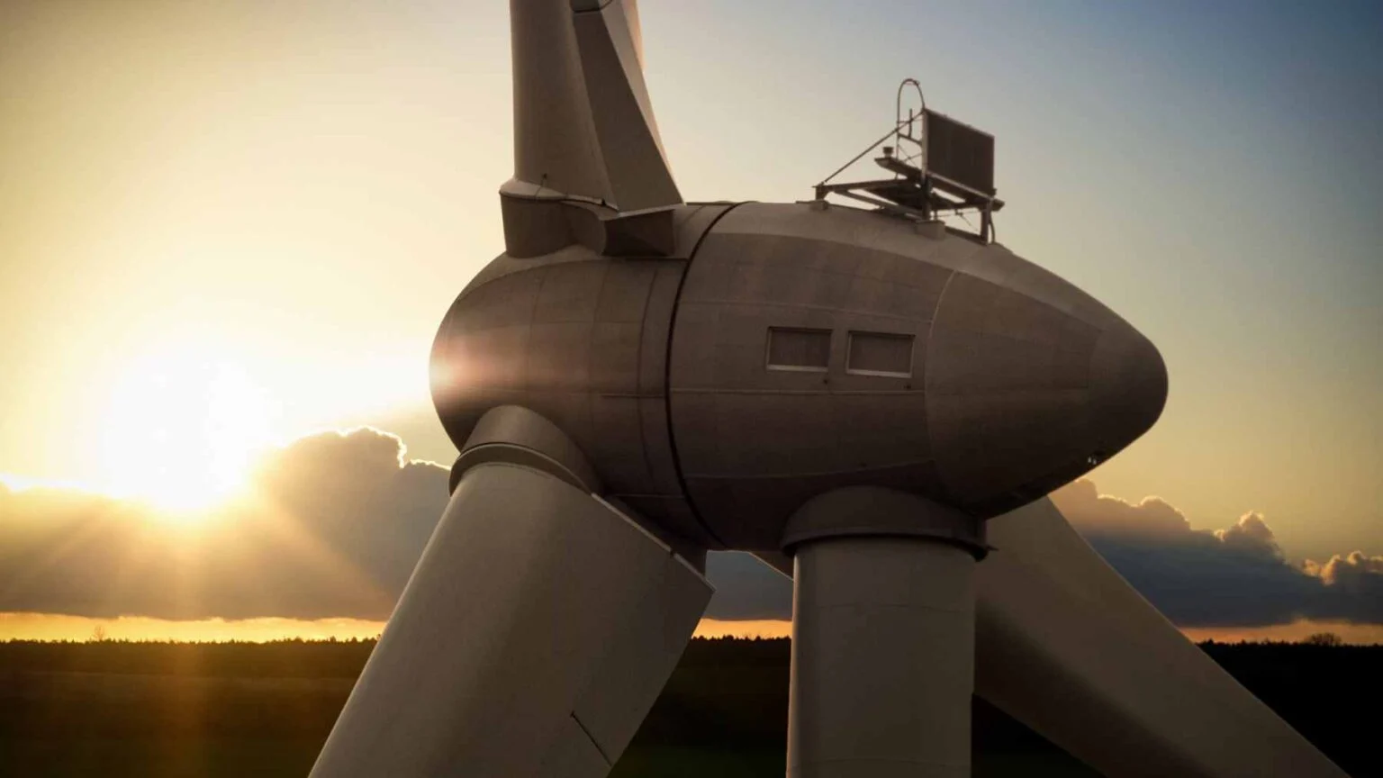 Wind turbines taller than the Statue of Liberty are taking over U.S ...