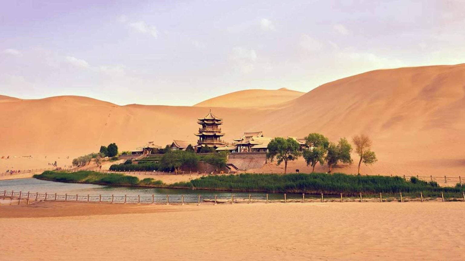 China is using Moon research to fight a desert on Earth, and the plan ...