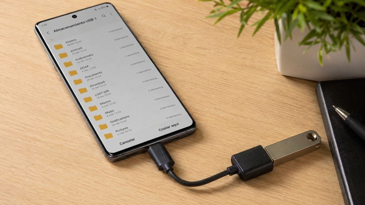 Pasar datos del móvil a un pendrive USB sin ordenador es posible con un ...